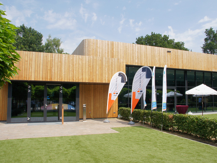 Nieuwbouw overdekt zwembad